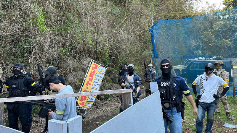 COMBAT TOWN / GALLERY