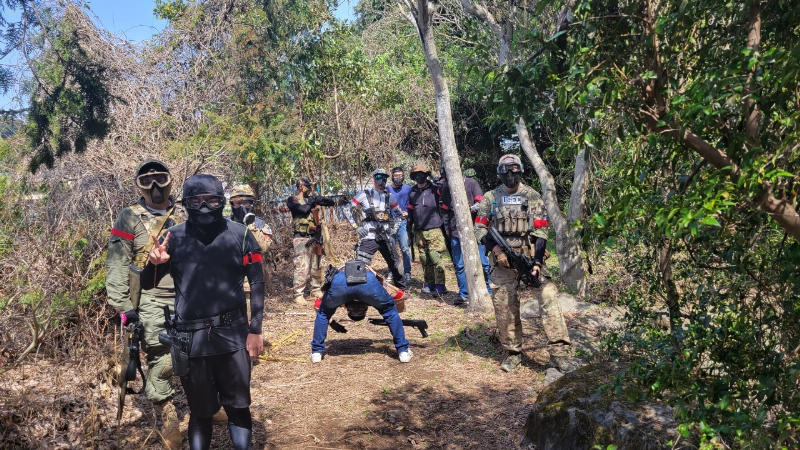 COMBAT TOWN / GALLERY