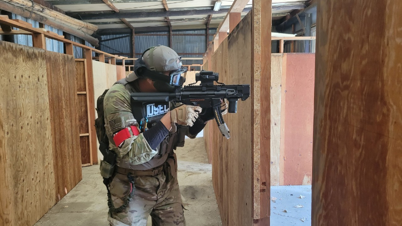 COMBAT TOWN / GALLERY